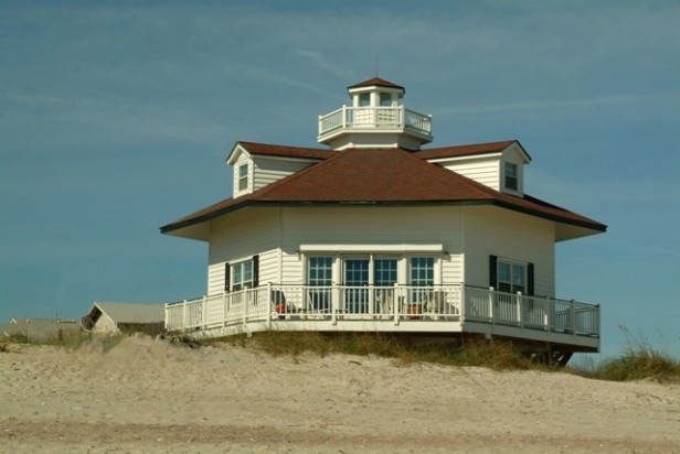 Florida’s Faux Lighthouses Are Attractions In Themselves | floridatraveler